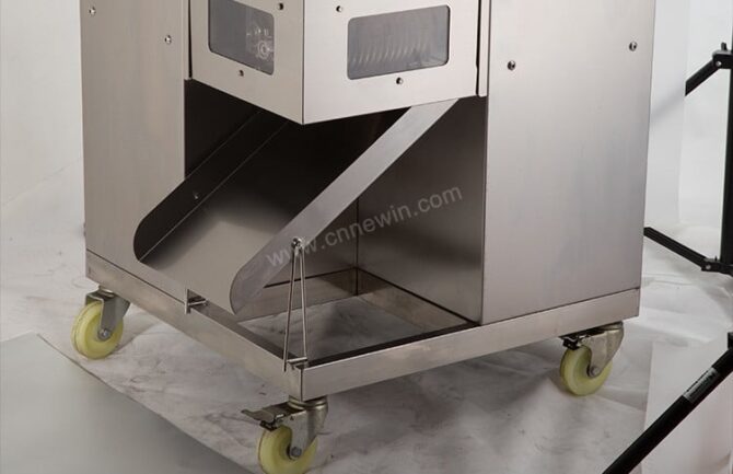 Stainless Steel Electric Butcher Meat Cutter 800kg/h